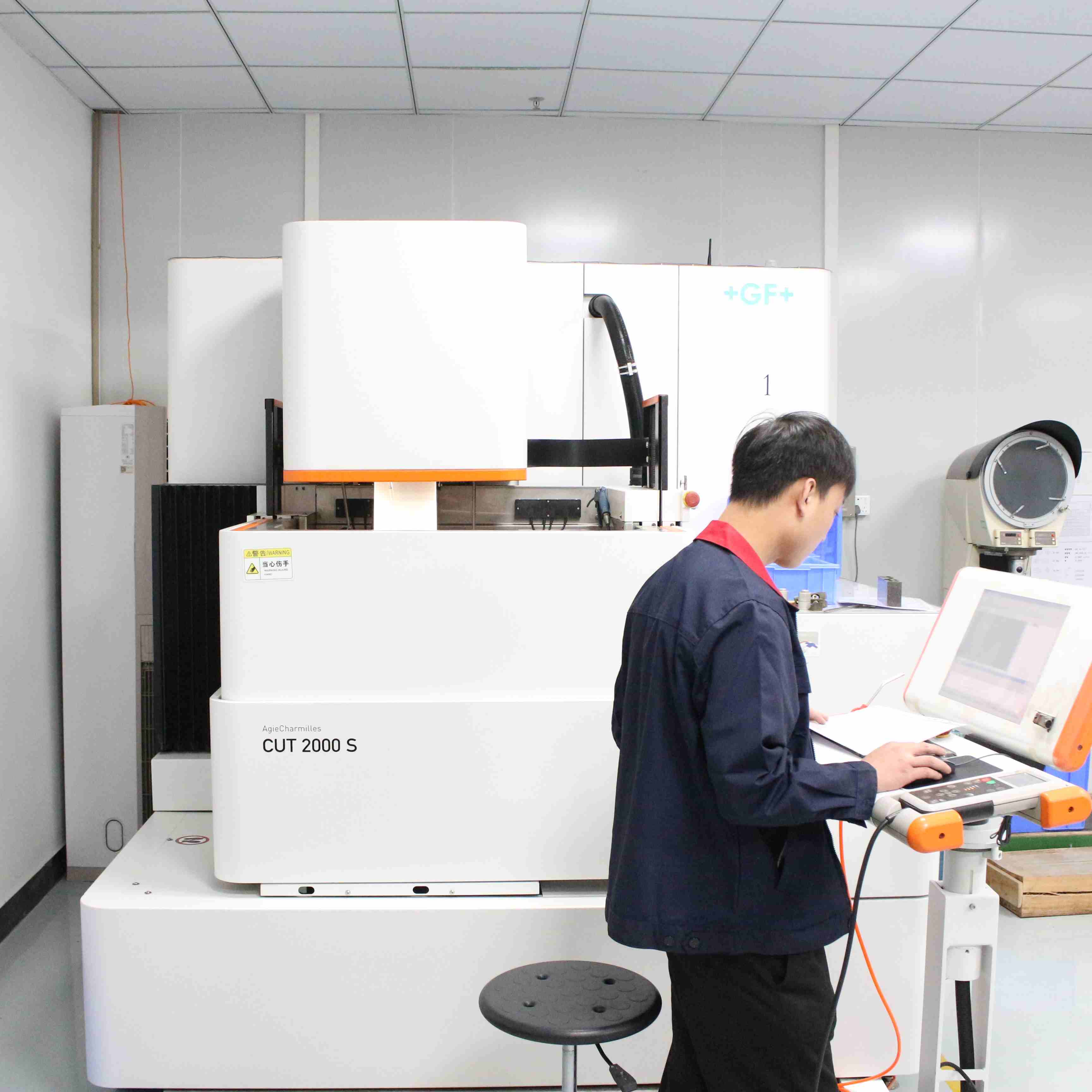 Precision Enhancement in Wire EDM for Tungsten Carbide Parts - Hyprecisionmould.com